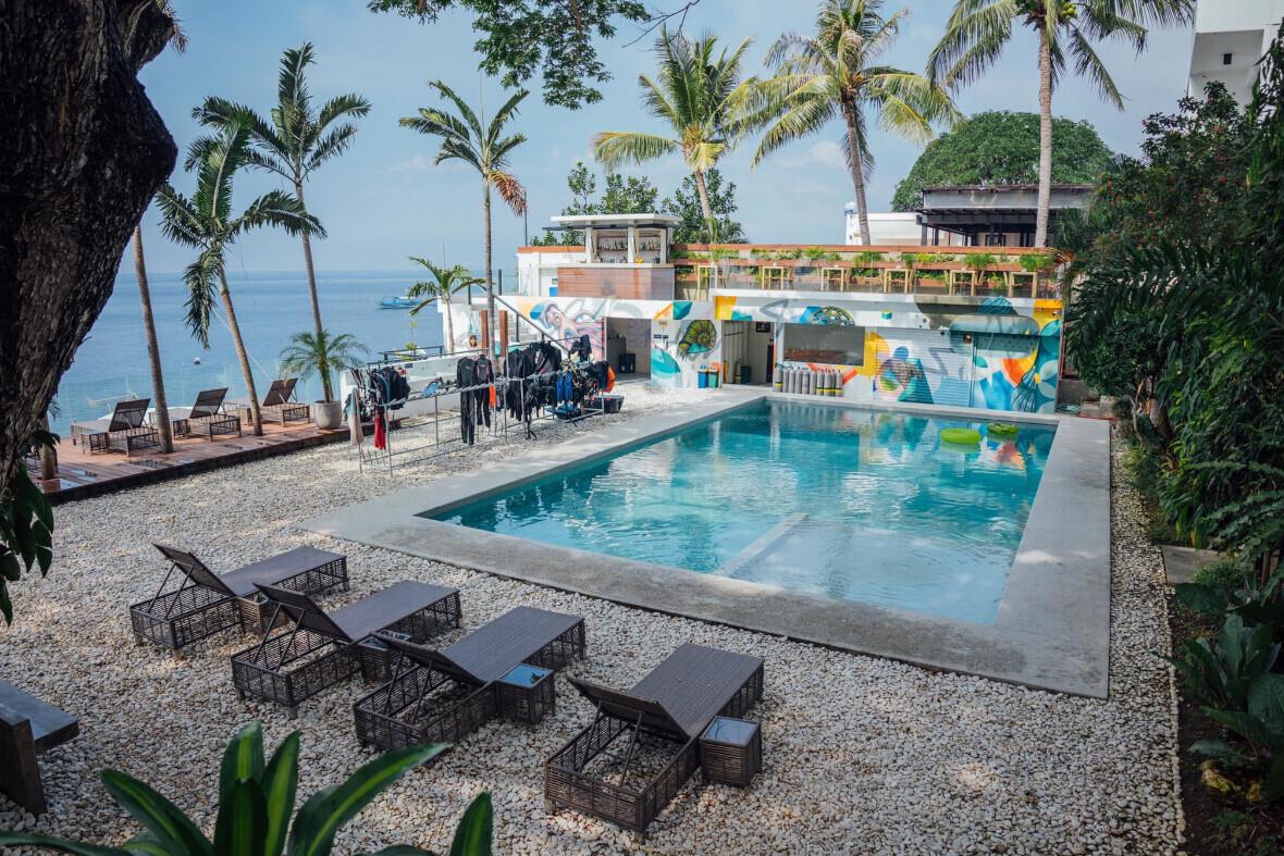 Philippinen - Süd Luzon - Anilao - Solitude Acacia Resort